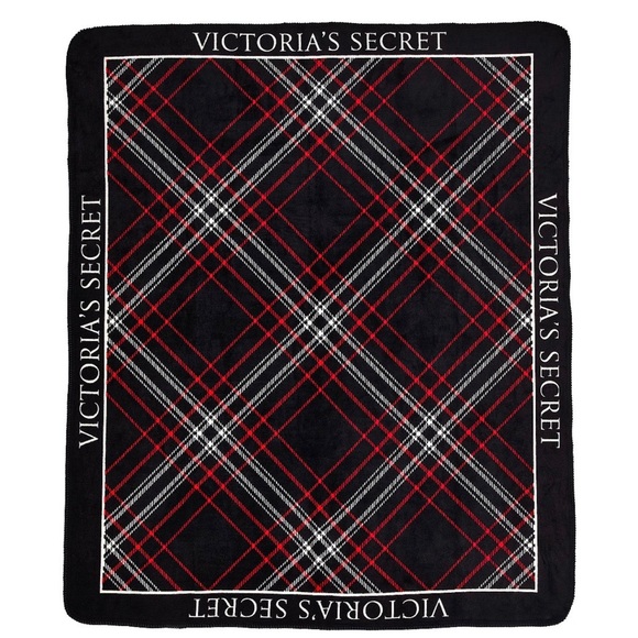 Victoria's Secret | Bedding | Victorias Secret Black And Red Checkered ...